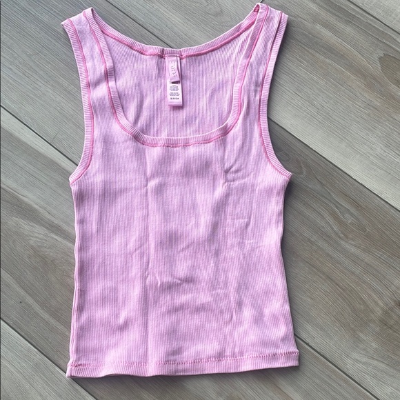 SKIMS | Tops | Skims Ribbed Tank Top Bubblegum Pink Sz Small | Poshmark